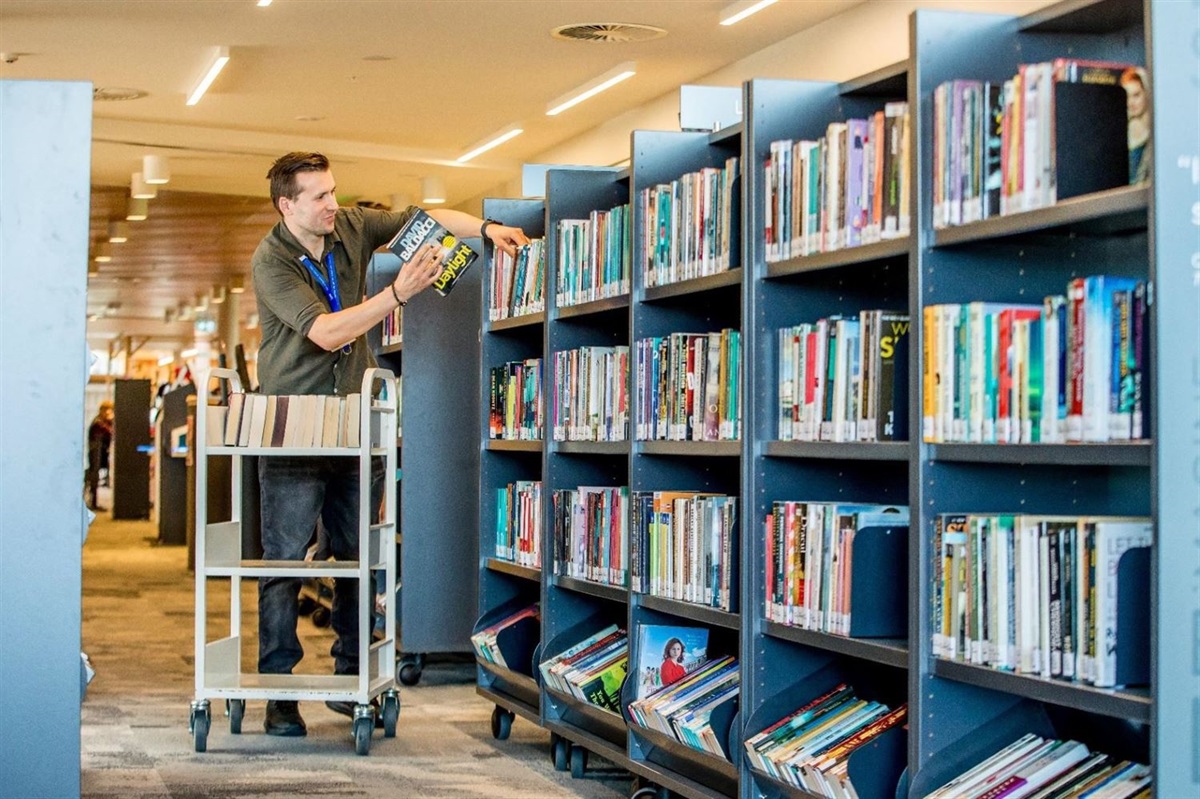 Collection Guidelines Hume Libraries